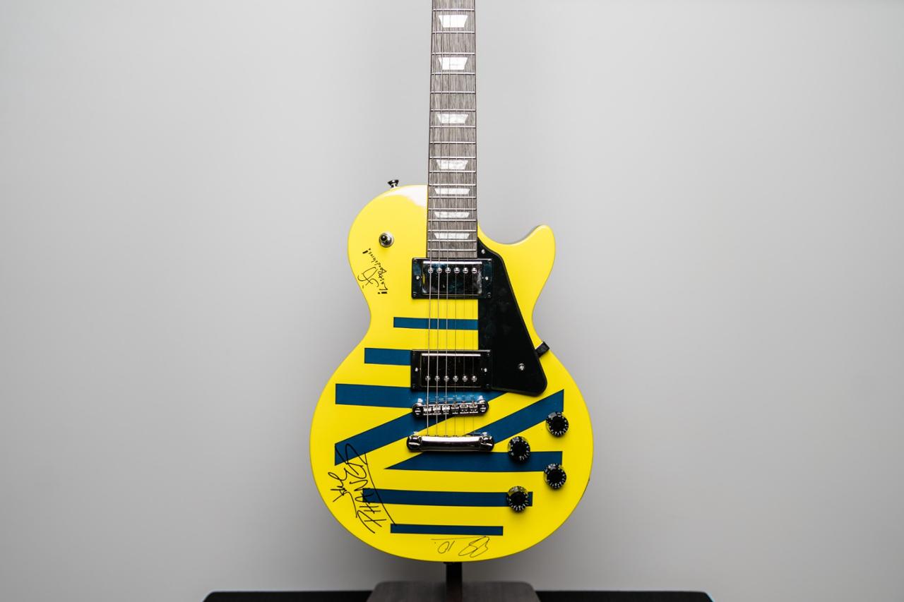 Muyl, Phangs, Mukhtar& Jerry Fuentes Epiphone | Powered by Givergy